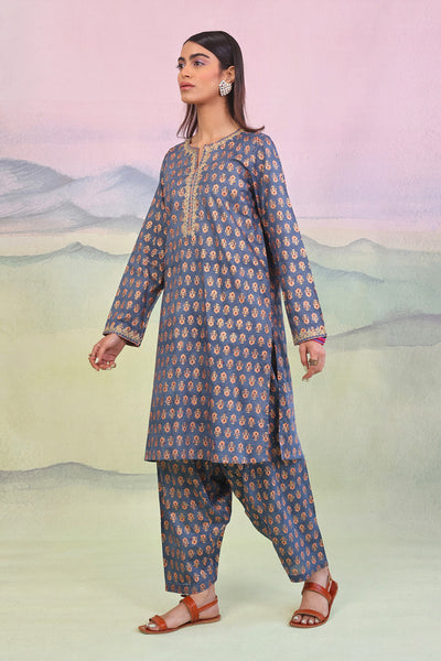 Sunehri Shalwar Kameez – GENERATION
