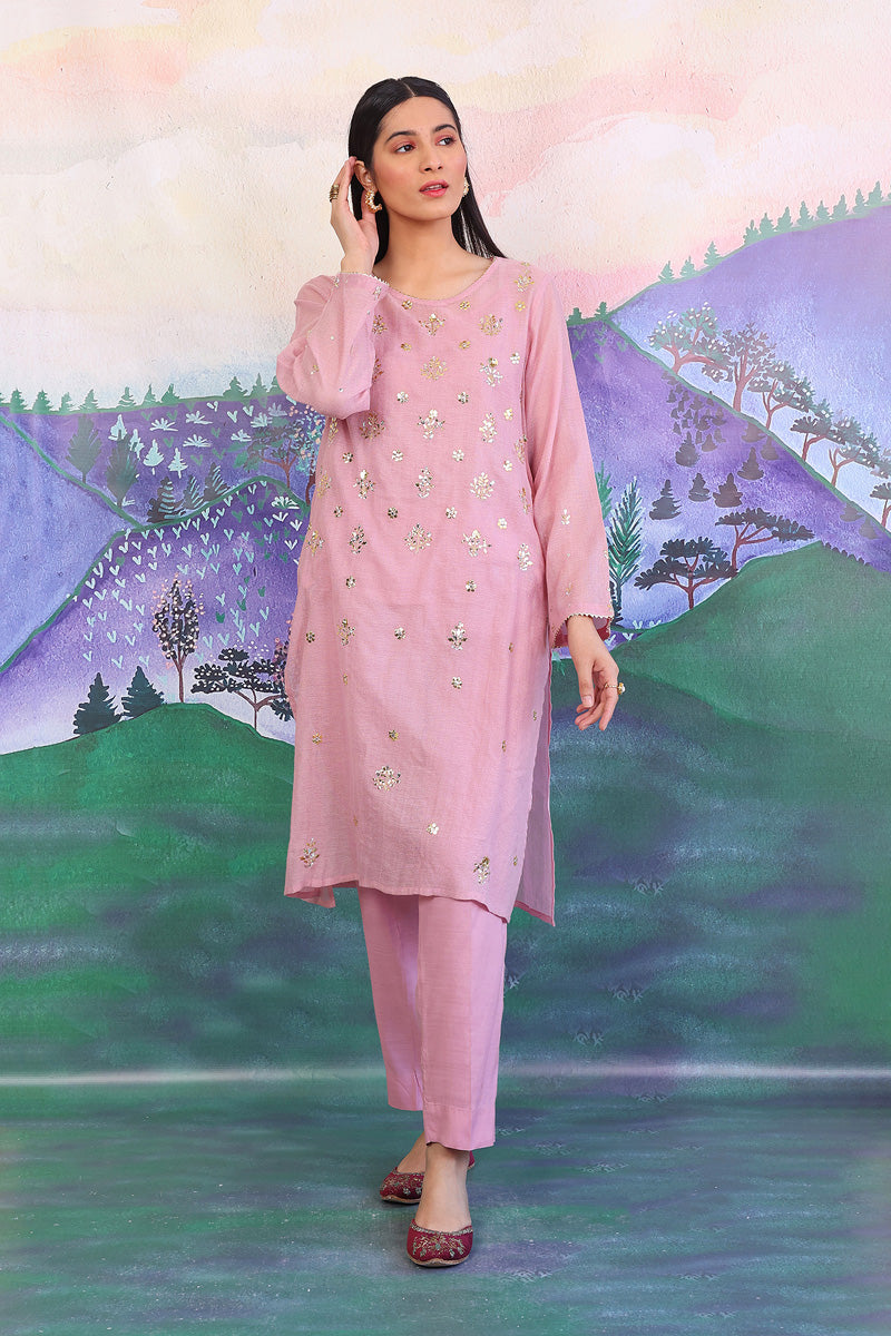 Nigar Gilded Suit – GENERATION