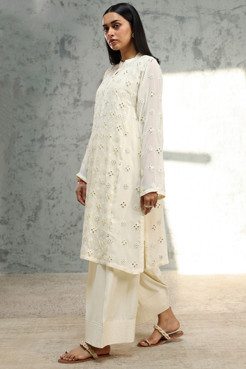 Panni Embroidered Set – GENERATION