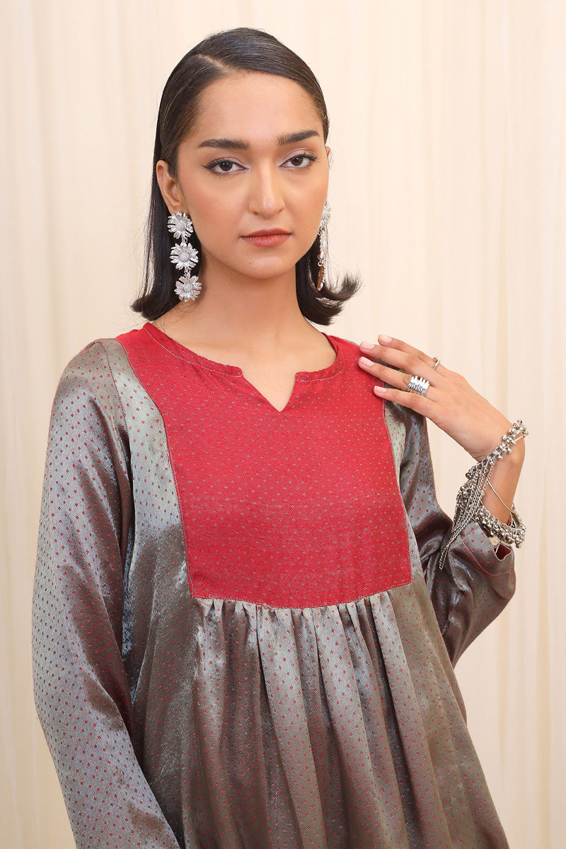 Starlight Flared Dress – GENERATION