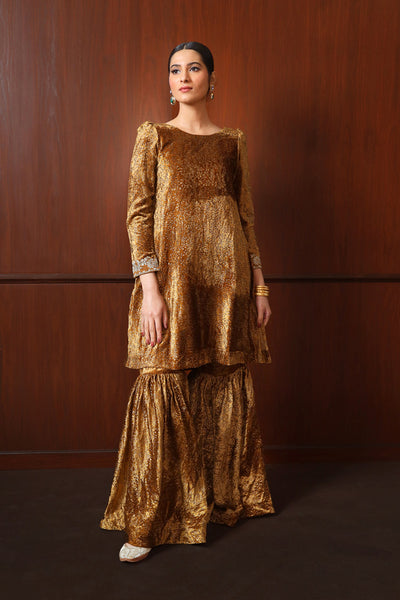 Shirt & Gharara 2-Piece – GENERATION