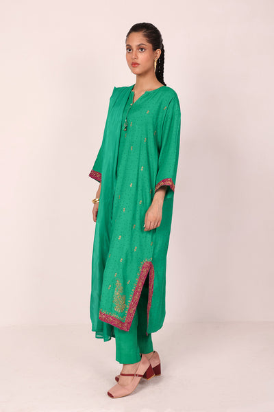 In My Bahar Bano Feels 3 Piece – GENERATION