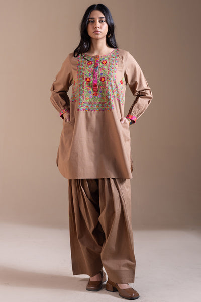 Farshi Shalwar – GENERATION
