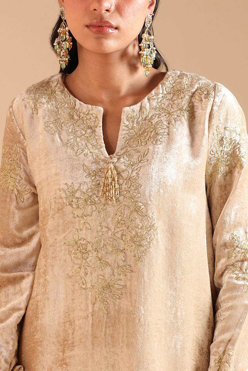 Velvet Dreams Embroidered Set – GENERATION